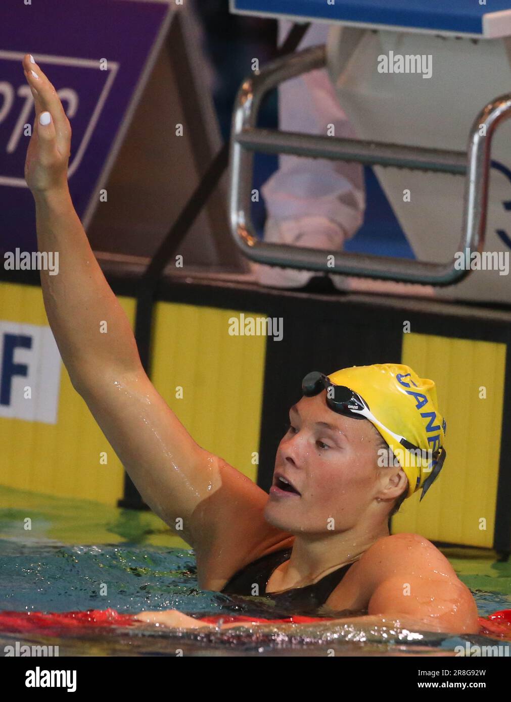 Pauline Mahieu 1st place, finale 100 M contre-coup lors des ...