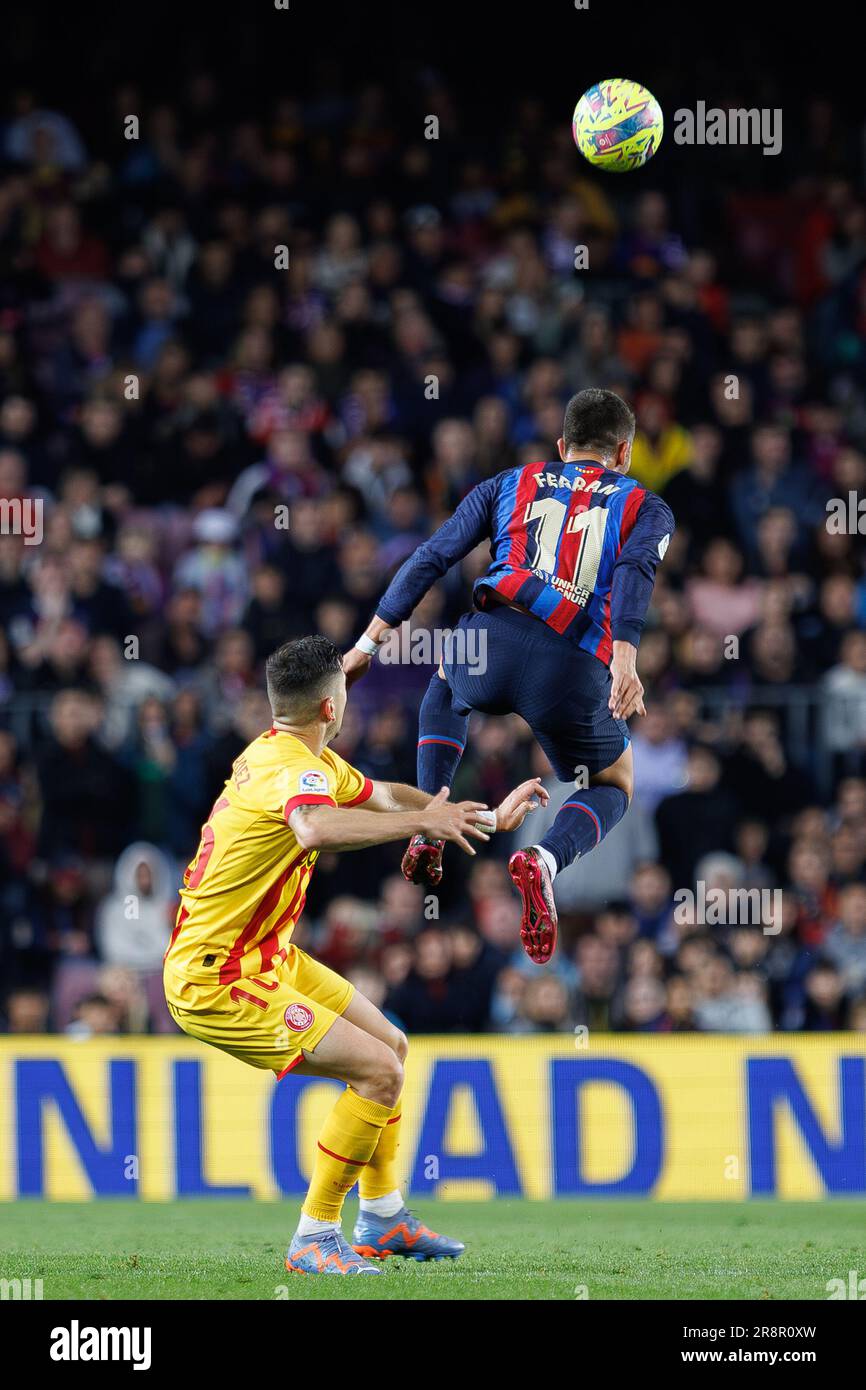 BARCELONE - 10 avril : Ferran Torres en action pendant le match LaLiga ...