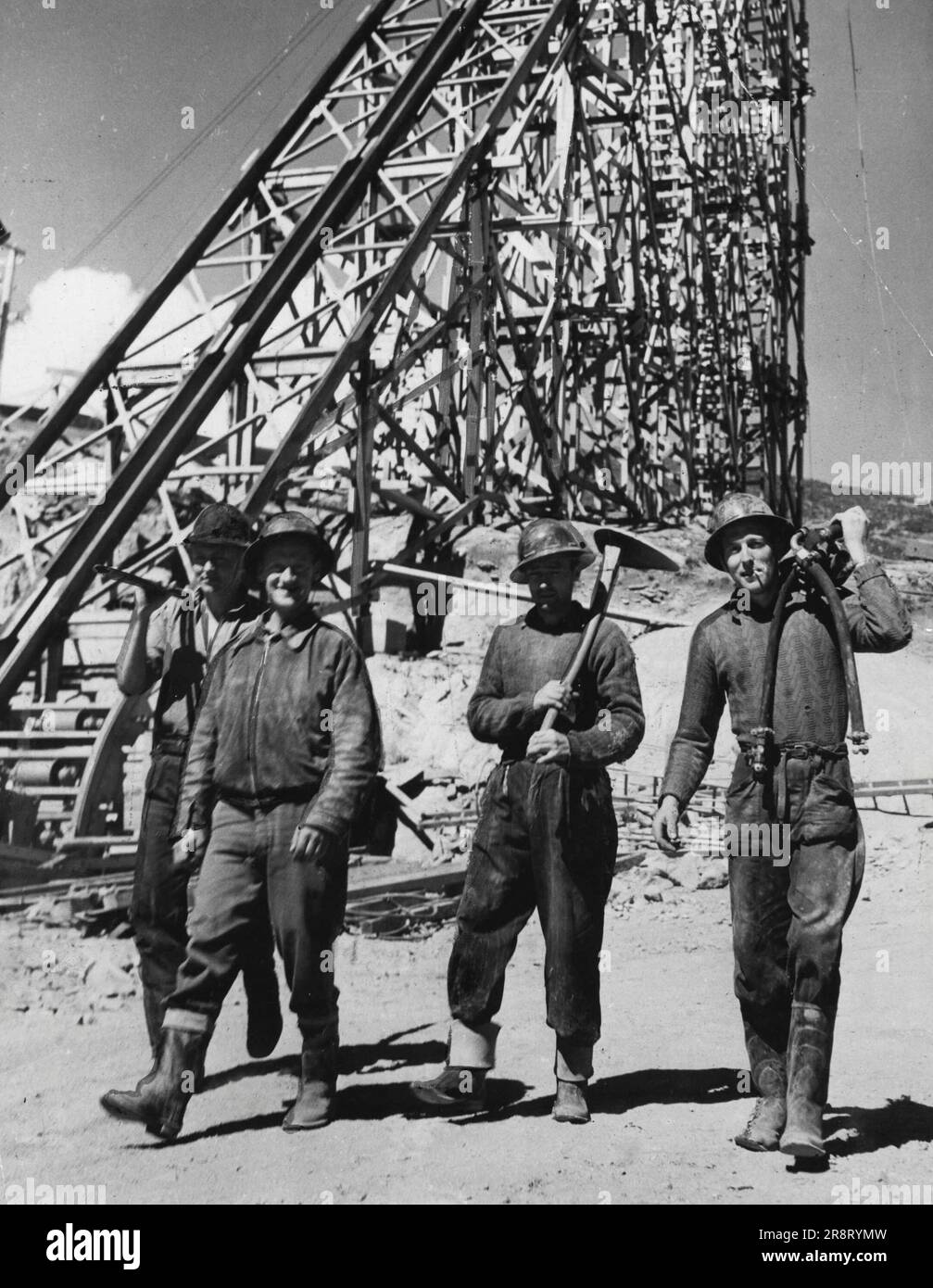 Snowy mountains hydro electric scheme Banque de photographies et d ...