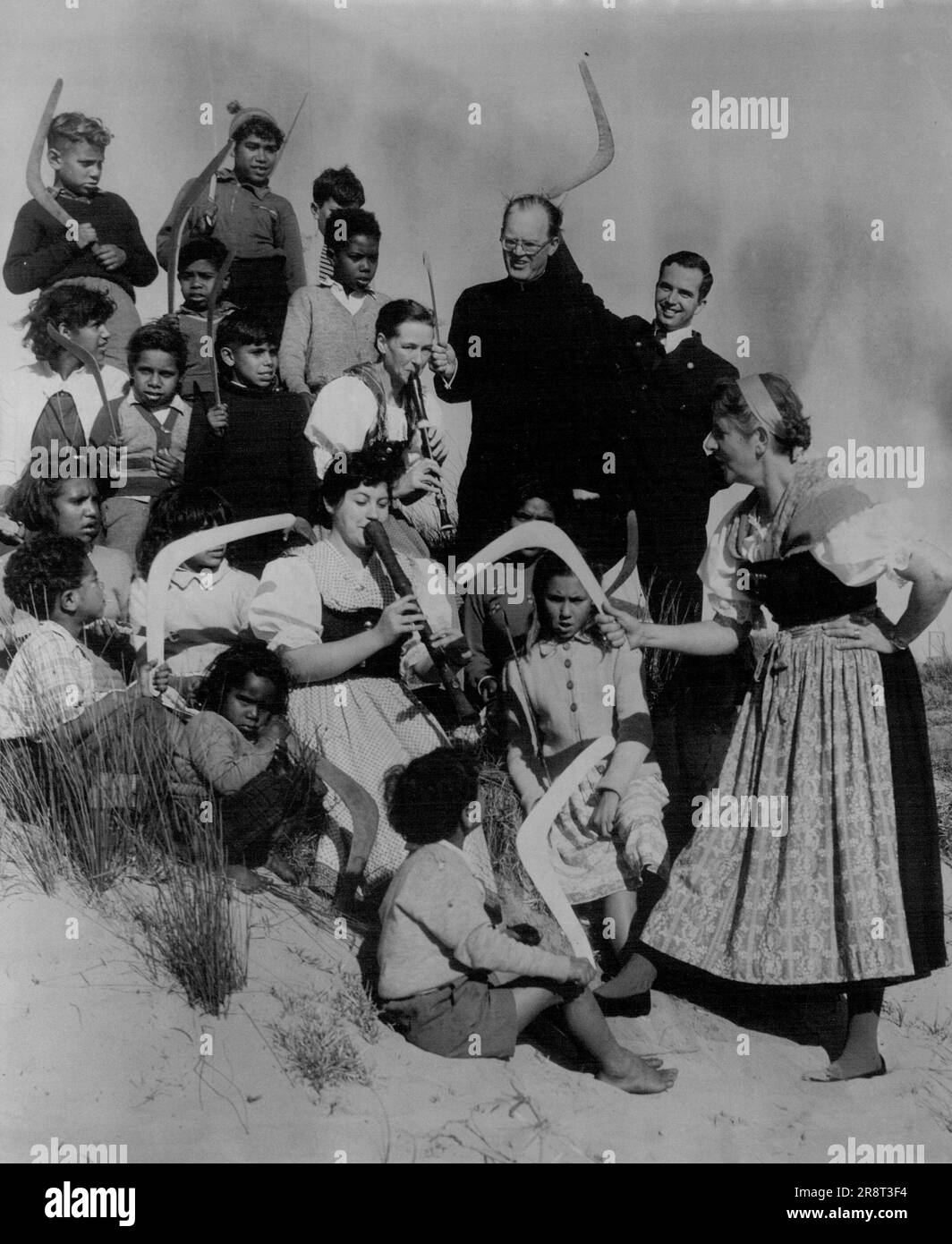 Trapp chanteurs de famille... Utiliser un Boomerang comme son bâton. La ...