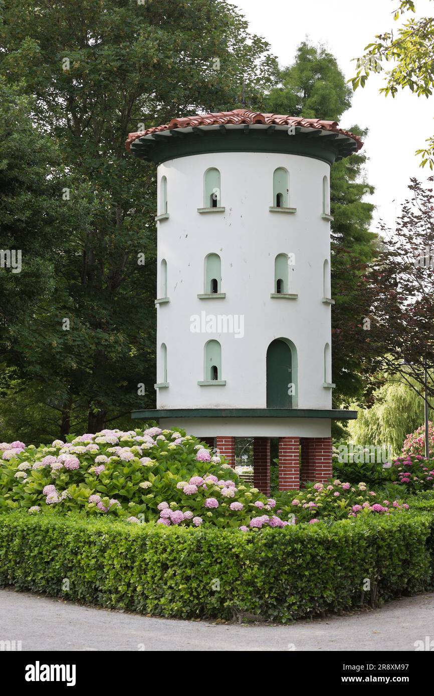 Le parc d'isabel la catolica Banque de photographies et d’images à ...