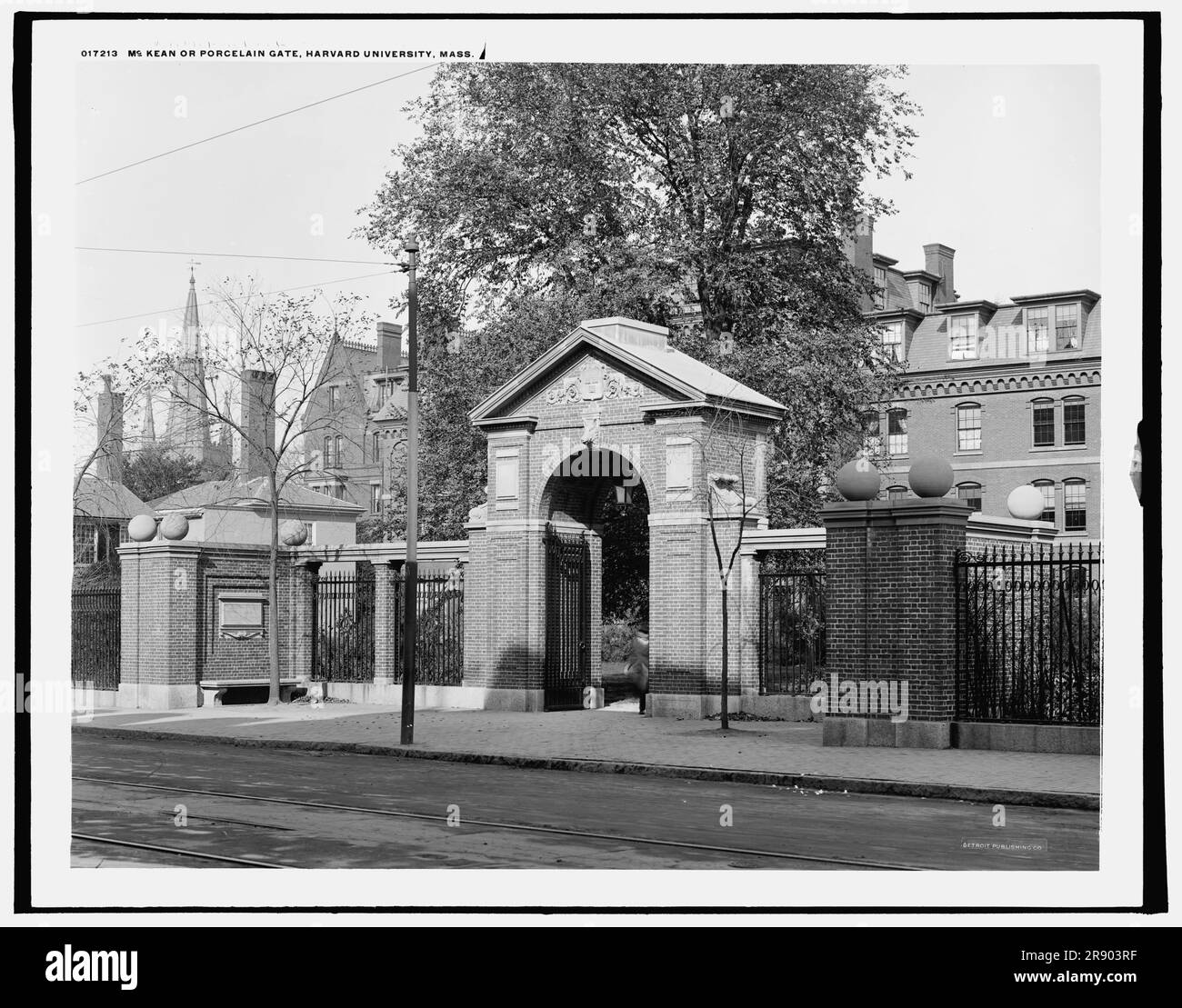 Harvard university campus Banque d'images noir et blanc - Alamy
