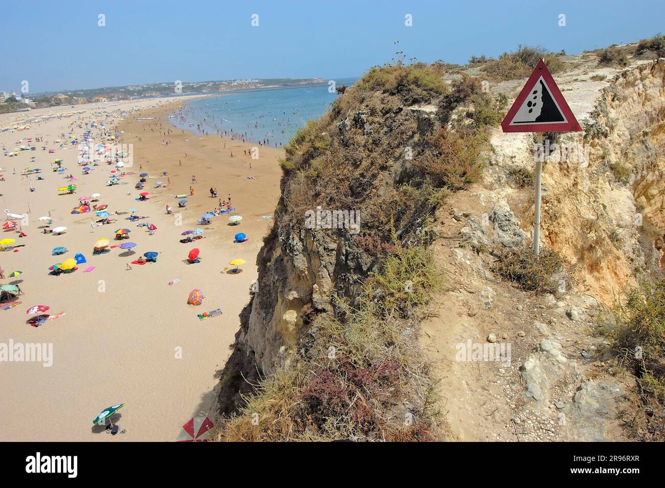 Vue sur la plage de praia da rocha Banque de photographies et d’images ...