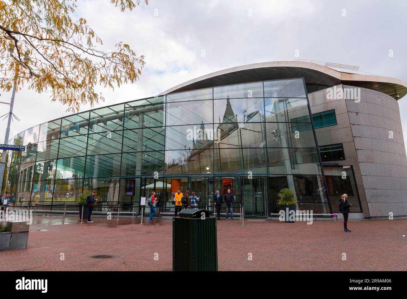 Amsterdam, pays-Bas - 12 octobre 2021 : le musée Van Gogh est un musée ...