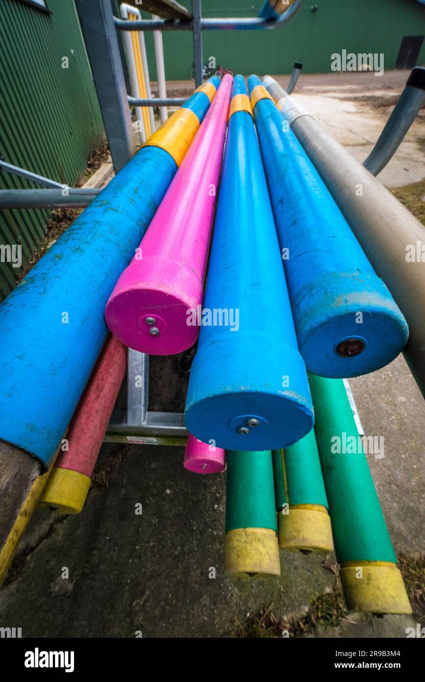 Jumping poles Banque de photographies et d’images à haute résolution - Alamy