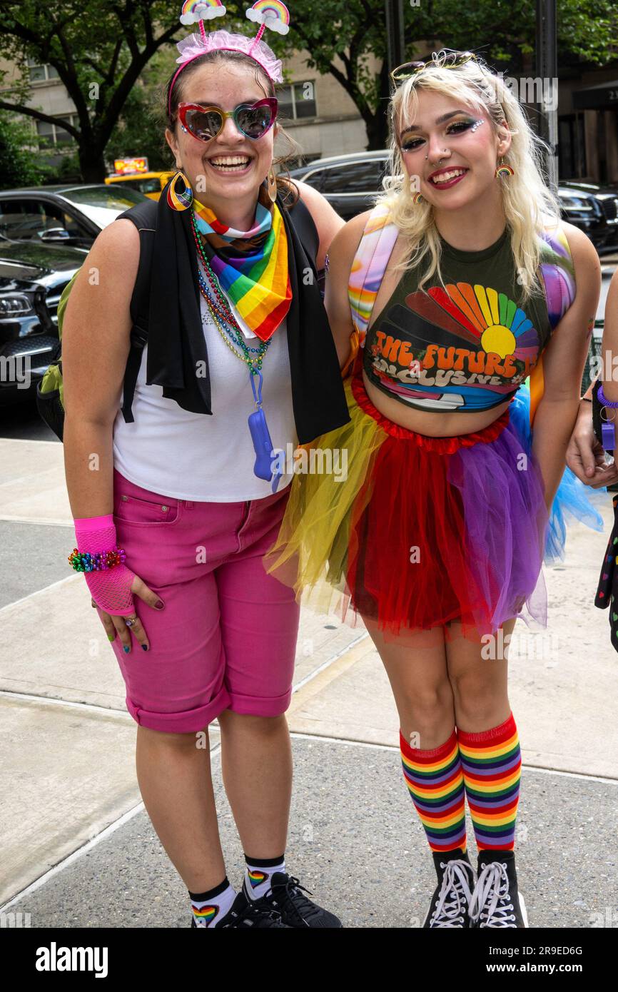 La New York City Pride March attire des millions de personnes à ...