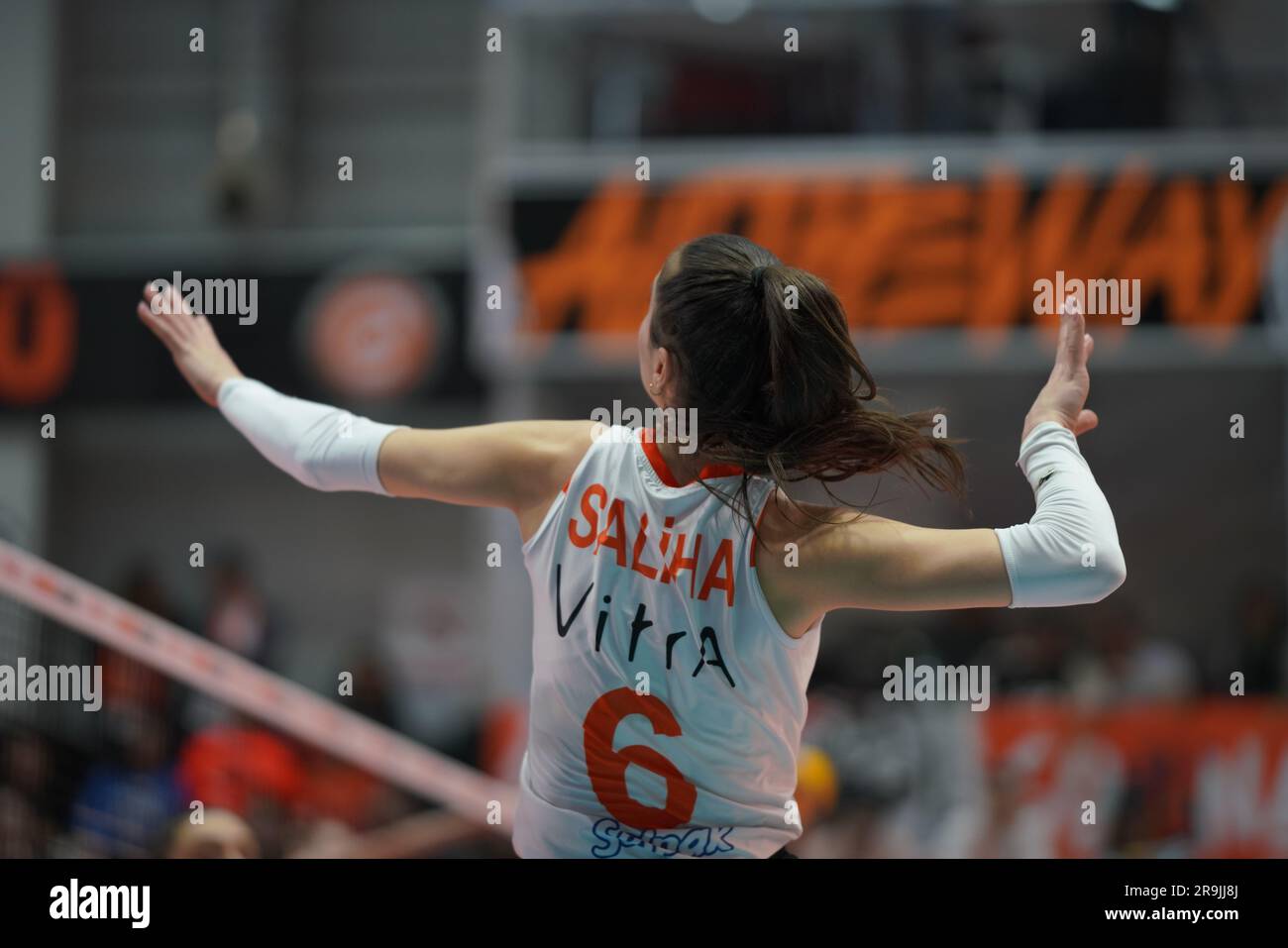 Saliha sahin Banque de photographies et d’images à haute résolution - Alamy