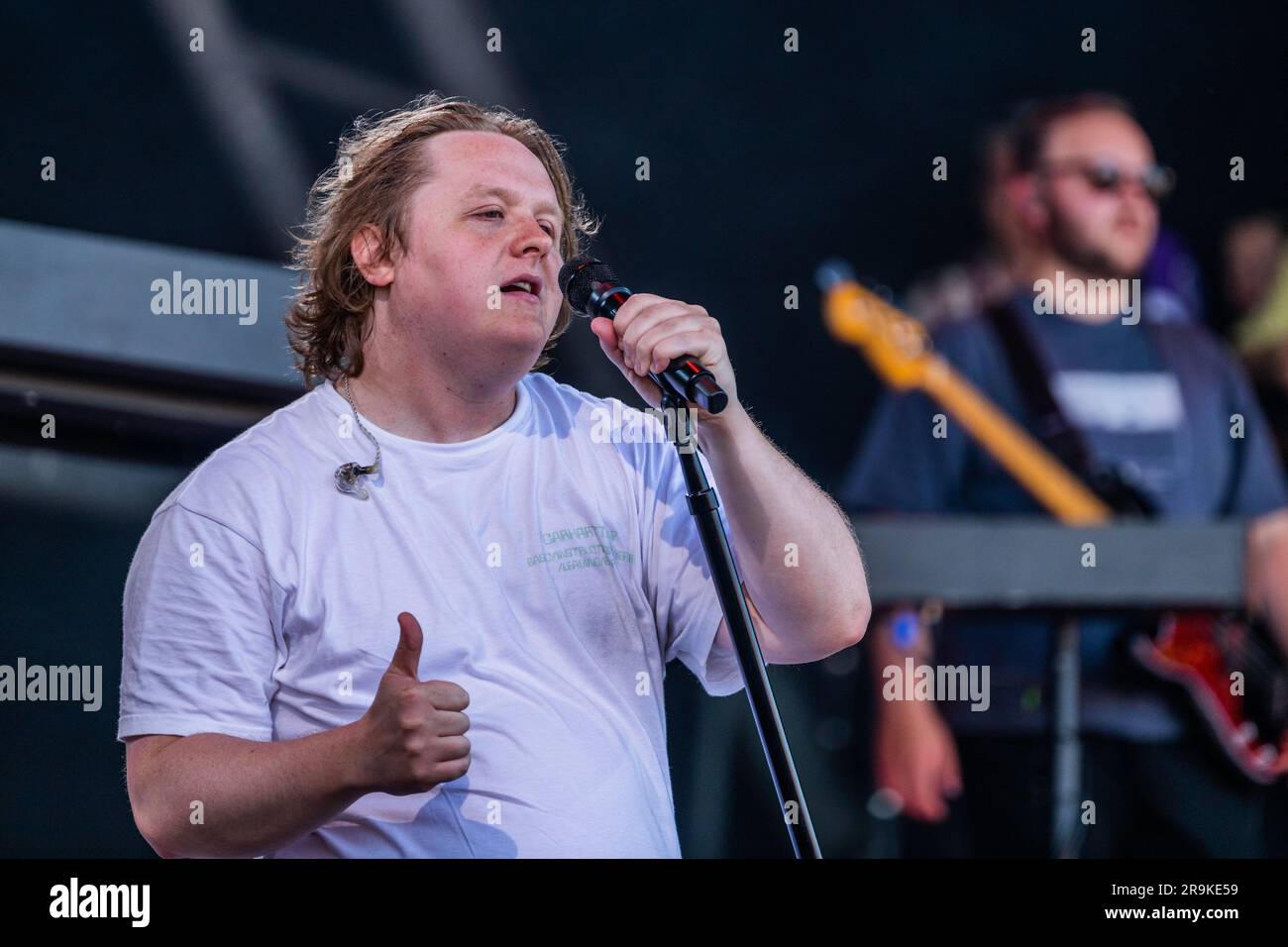 Lewis capaldi 2023 Banque de photographies et d’images à haute ...