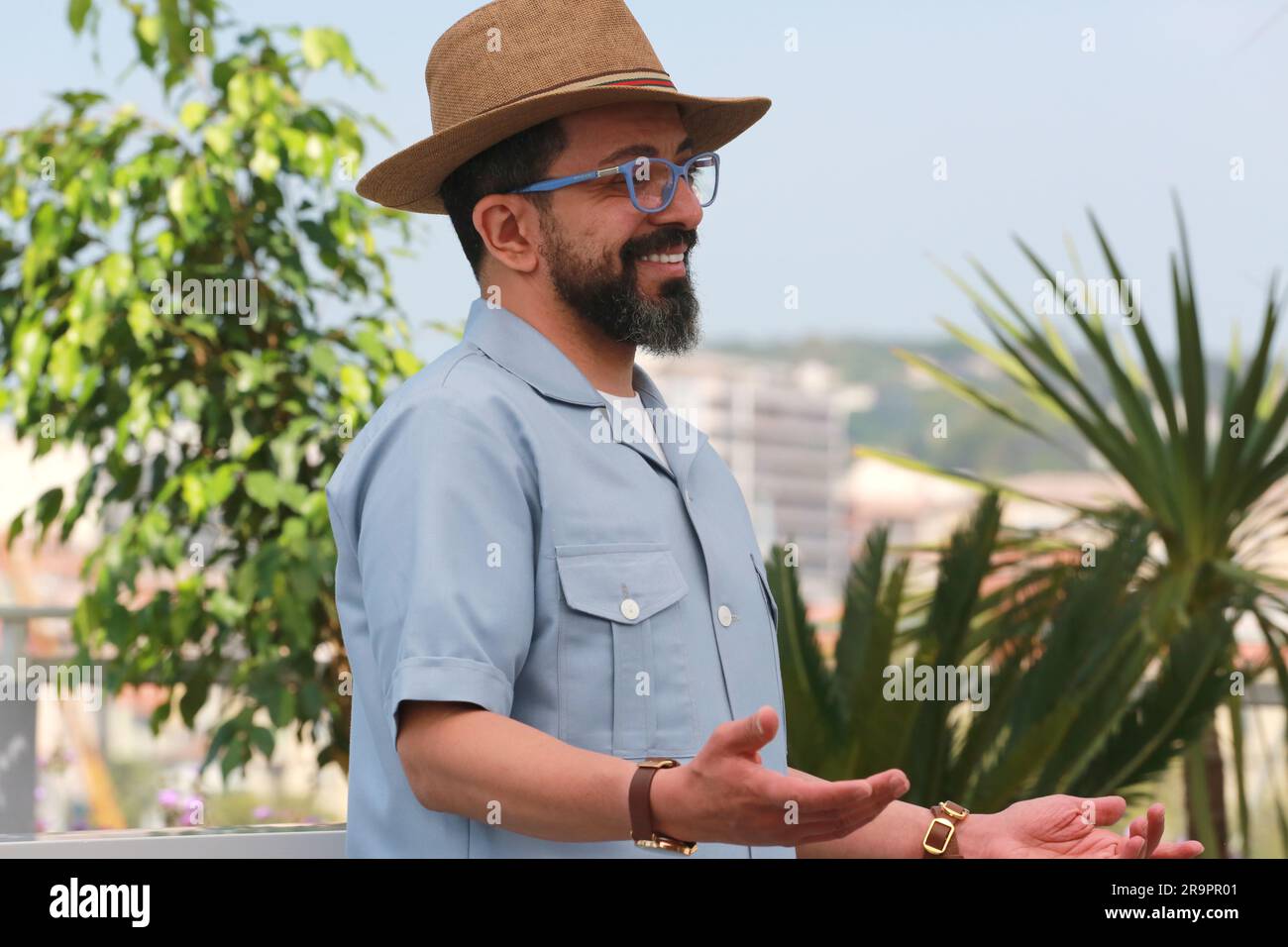 Farzin mohaddes Banque de photographies et d’images à haute résolution - Alamy