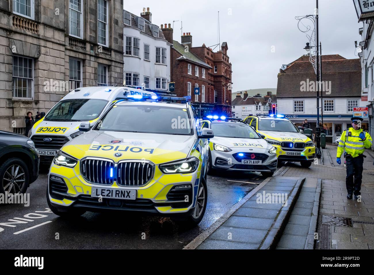 Sussex police officers Banque de photographies et d’images à haute ...