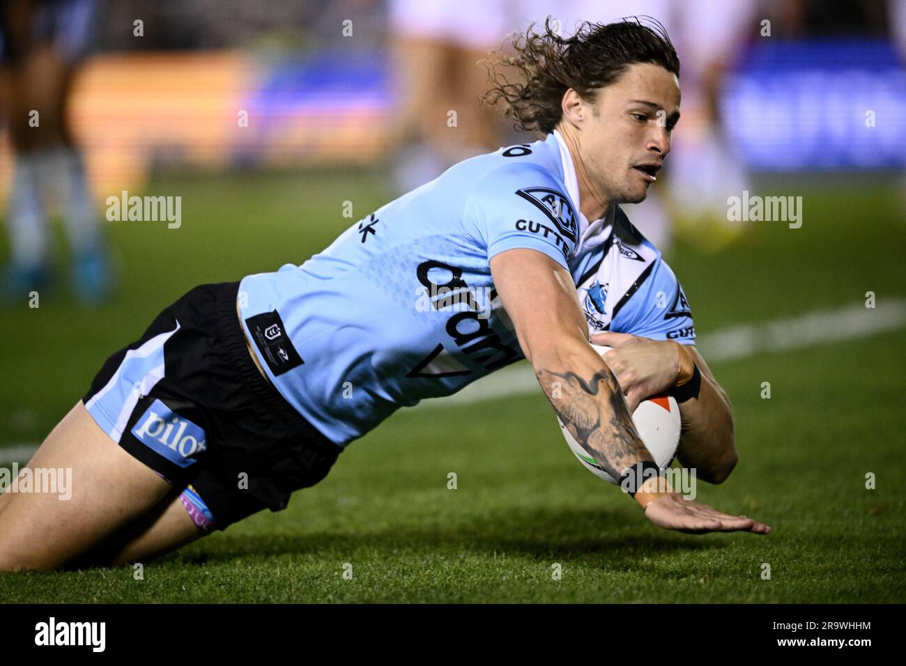 Sydney, Australie. 29th juin 2023. Nicho Hynes des requins marque un ...