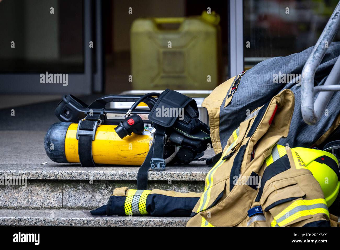 Oxygen cylinders Banque de photographies et d’images à haute résolution ...