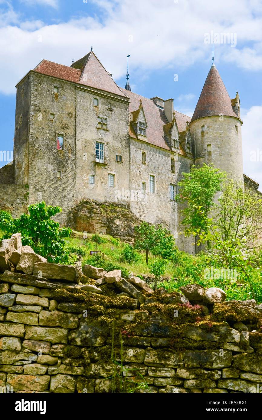 France, Côte d'Or, Châteauneuf en Auxois, étiqueté les plus Beaux ...