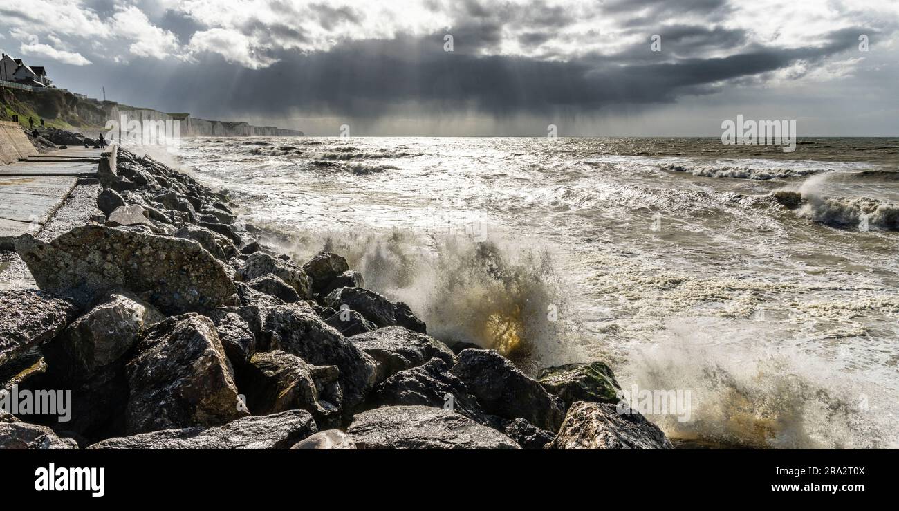France, somme, Baie de somme, Ault, Storm Noa à Ault, vents à 120 km/h ...