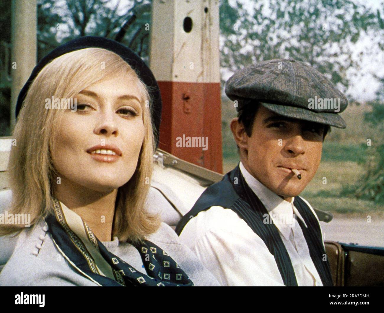 BONNIE ET CLYDE 1967 Warner Bros.-film Seven Arts avec Faye Dunaway et ...