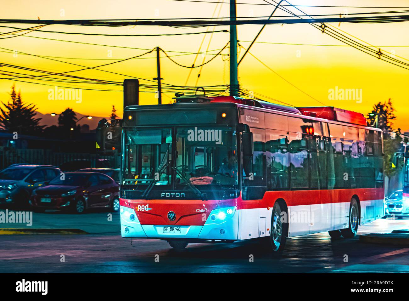 Santiago, Chili - 17 février 2023: Un tout nouveau transport public ...