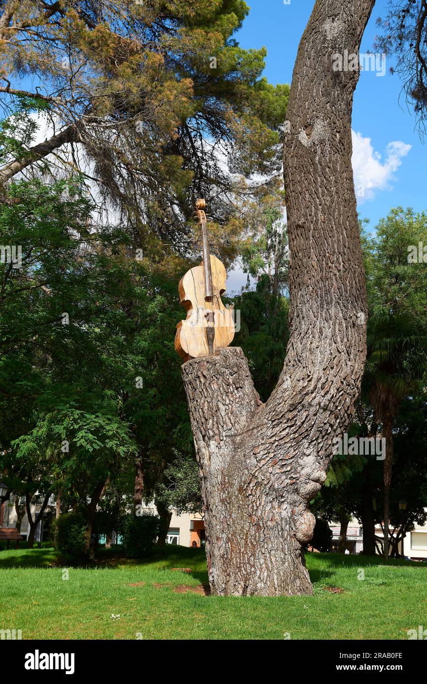 Tronc d'arbre de pin mort Banque de photographies et d’images à haute ...