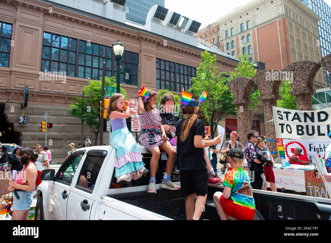 Camion lgbt Banque de photographies et d’images à haute résolution - Alamy