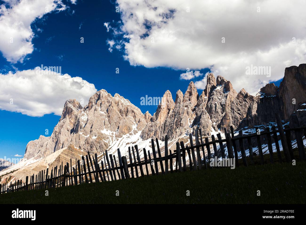 Odle peaks Banque de photographies et d’images à haute résolution - Alamy