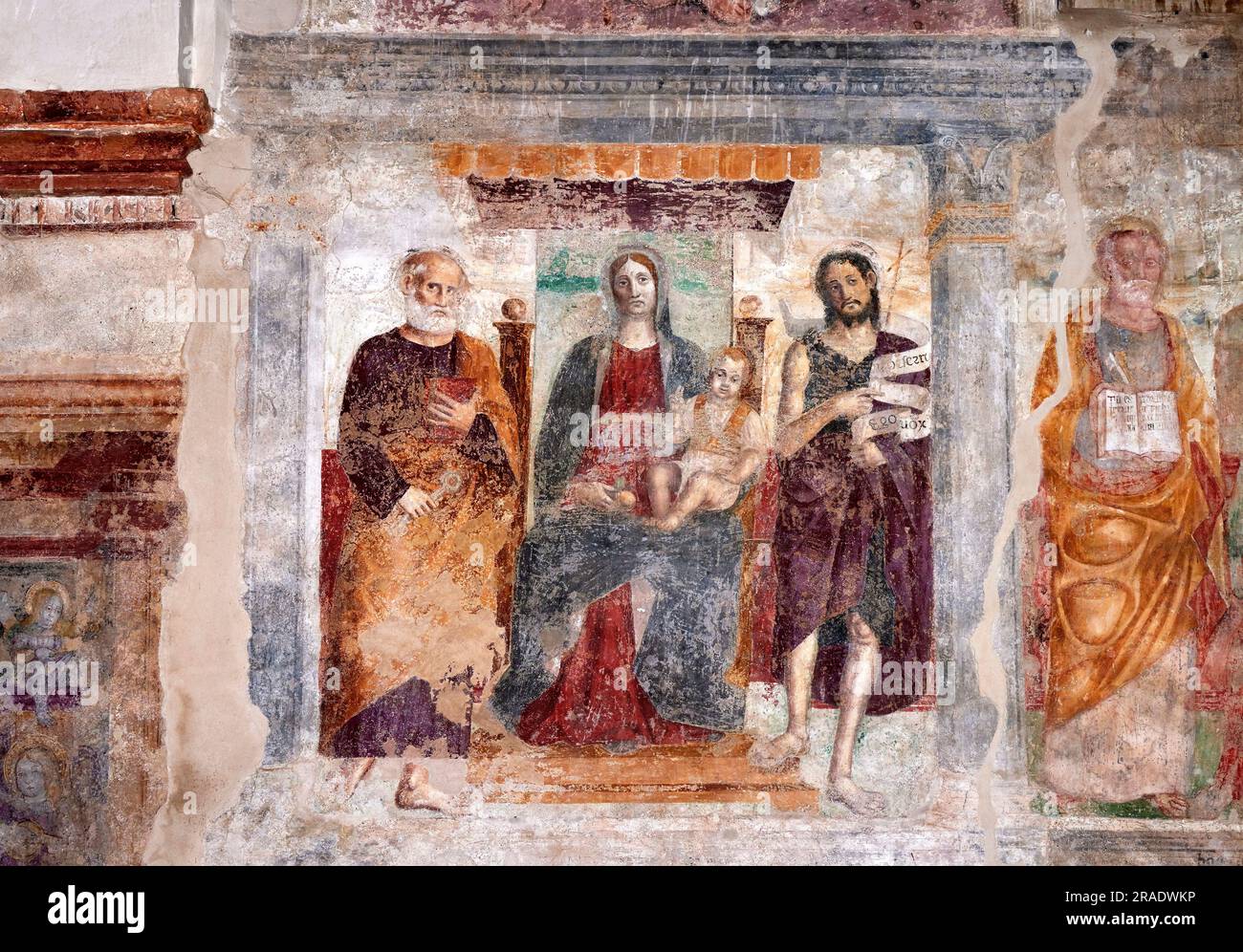 S.Pietro,Madonna col Bambino à trono e S. Giovanni Battista - pittore ...