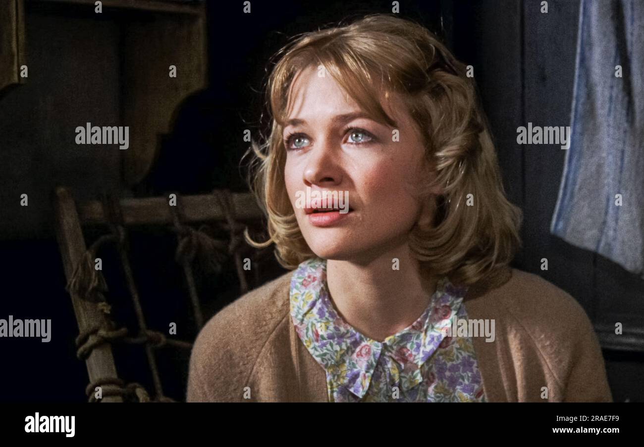 ROYAUME-UNI. Judy Geeson dans une scène du film (C)Columbia Pictures ...