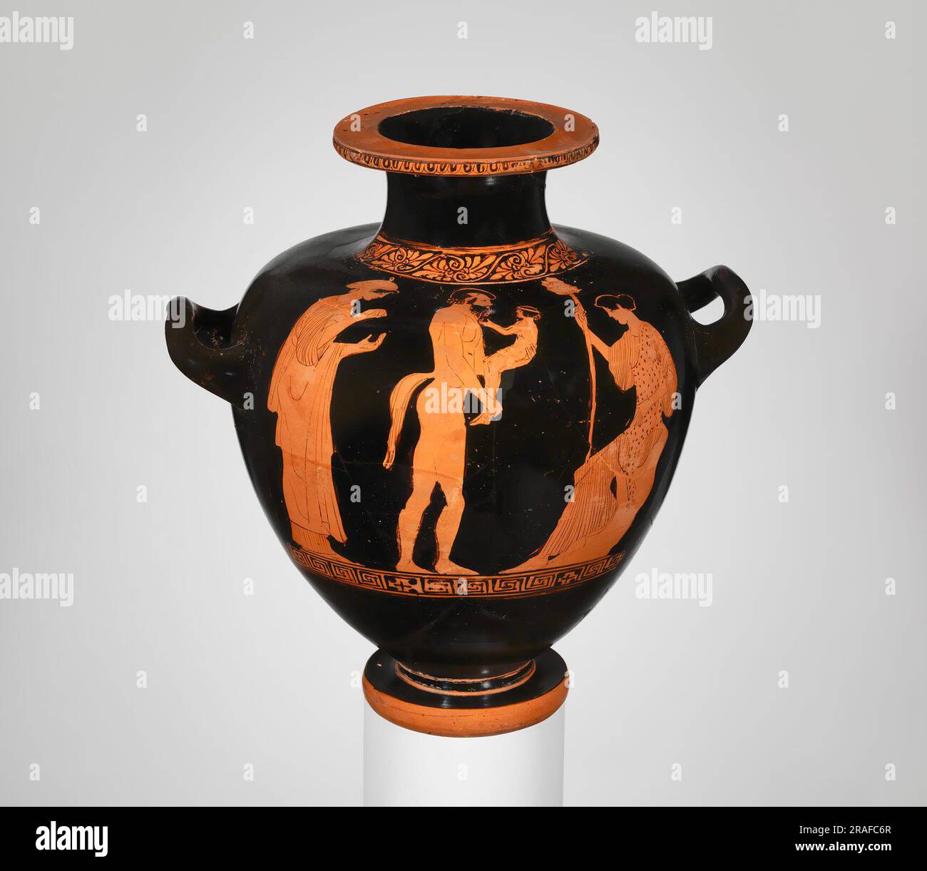 Hydria kalpis en terre cuite Banque de photographies et d’images à ...