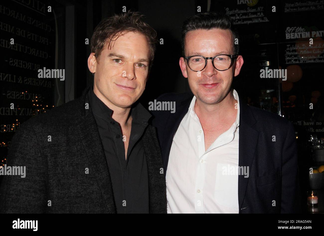 Michael hall lazarus Banque de photographies et d’images à haute ...