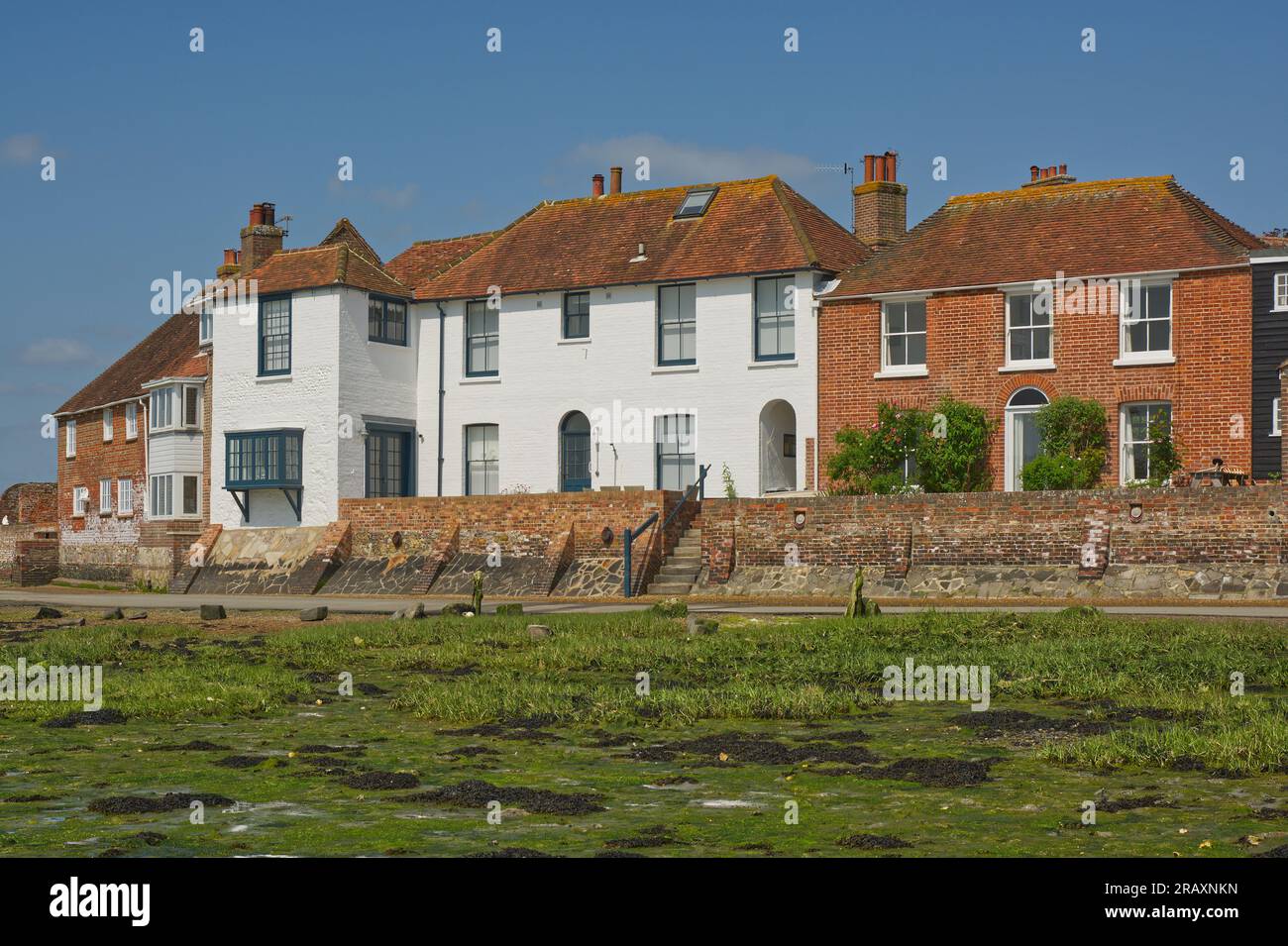 Bord de mer bord de mer front de mer cottages chalets chalets Banque de photographies et d ...