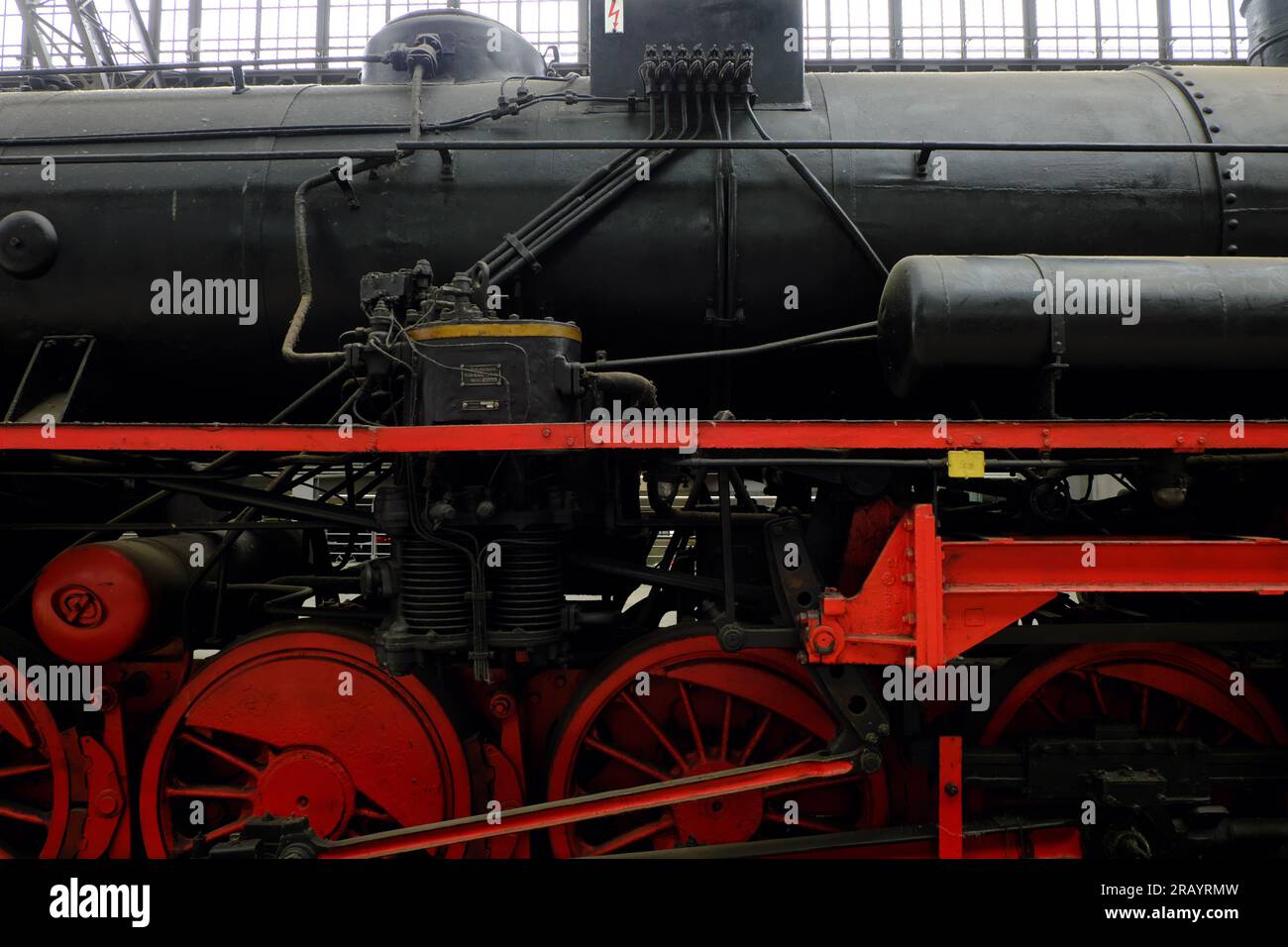 Type 52, locomotive à vapeur, gare de Leipzig, n ° 52 5448-7 construit ...