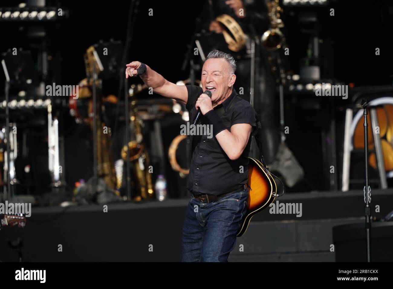 Bruce Springsteen et le E Street Band se produisant sur scène au BST ...
