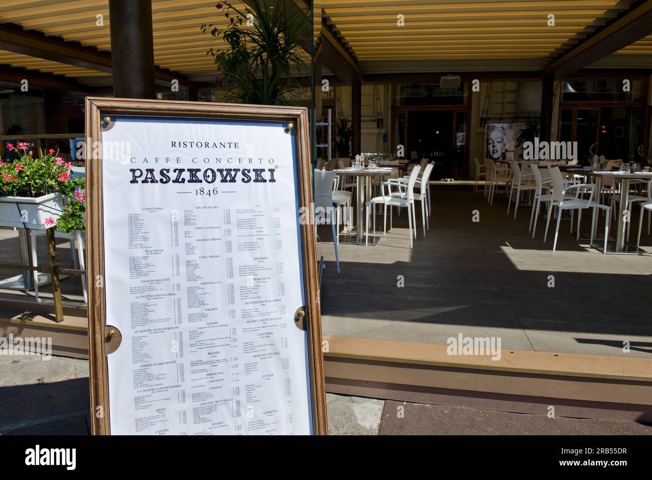 Caffe paszkowski Banque de photographies et d’images à haute résolution ...