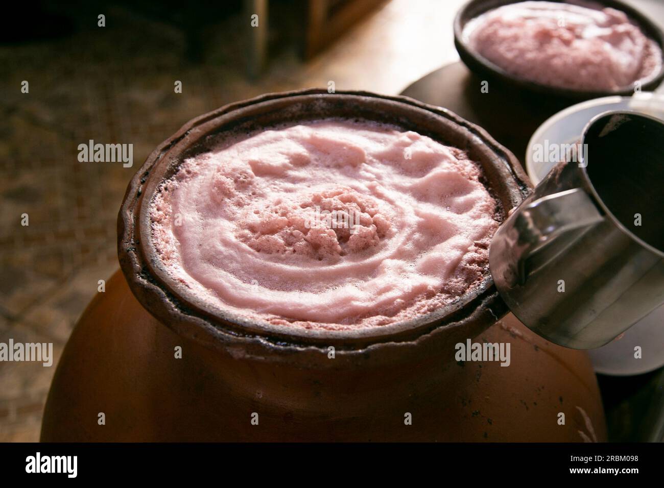 Chicha morada est une boisson originaire de la région andine du Pérou ...