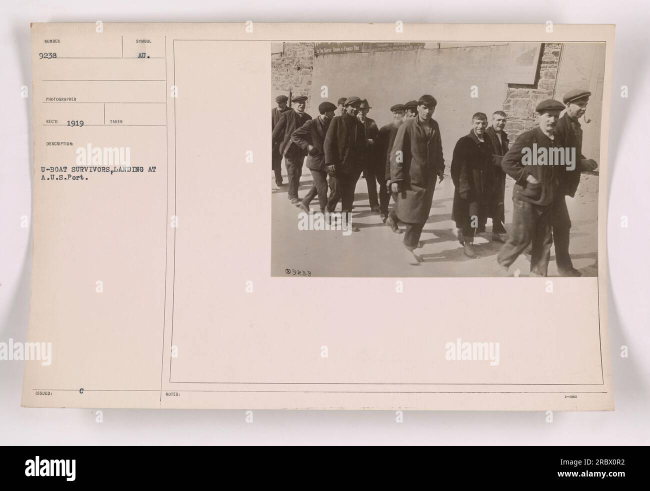 Surrendered u boat Banque de photographies et d’images à haute ...