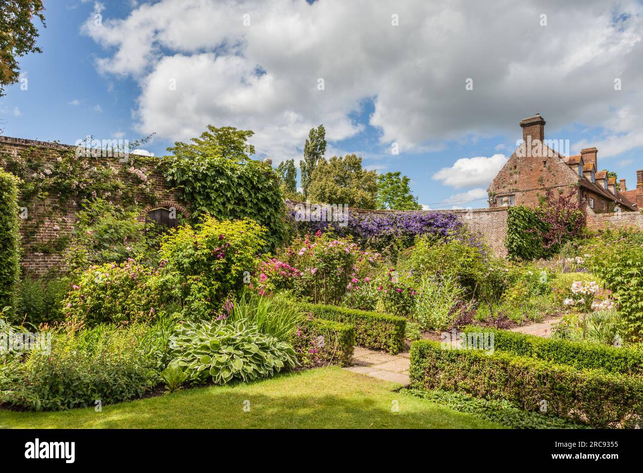 Géographie / voyage, Grande-Bretagne, Kent, Cranbrook, jardin du ...