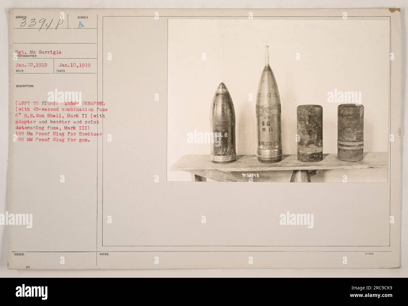 155mm artillery gun Banque de photographies et d’images à haute ...