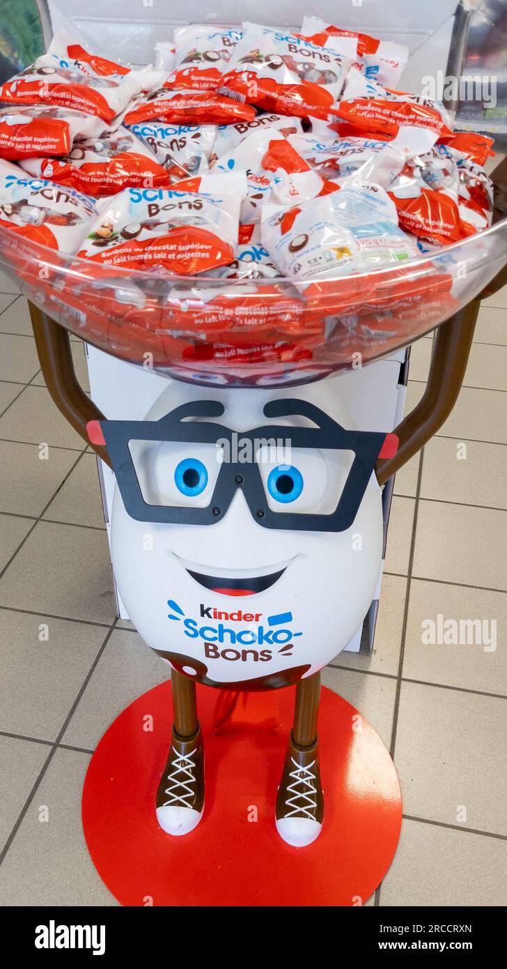 Logo kinder Banque de photographies et d’images à haute résolution - Alamy