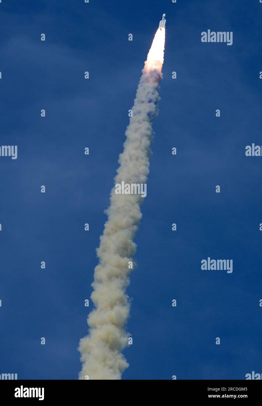 Indian spacecraft Chandrayaan-3, the word for "moon craft" in Sanskrit ...