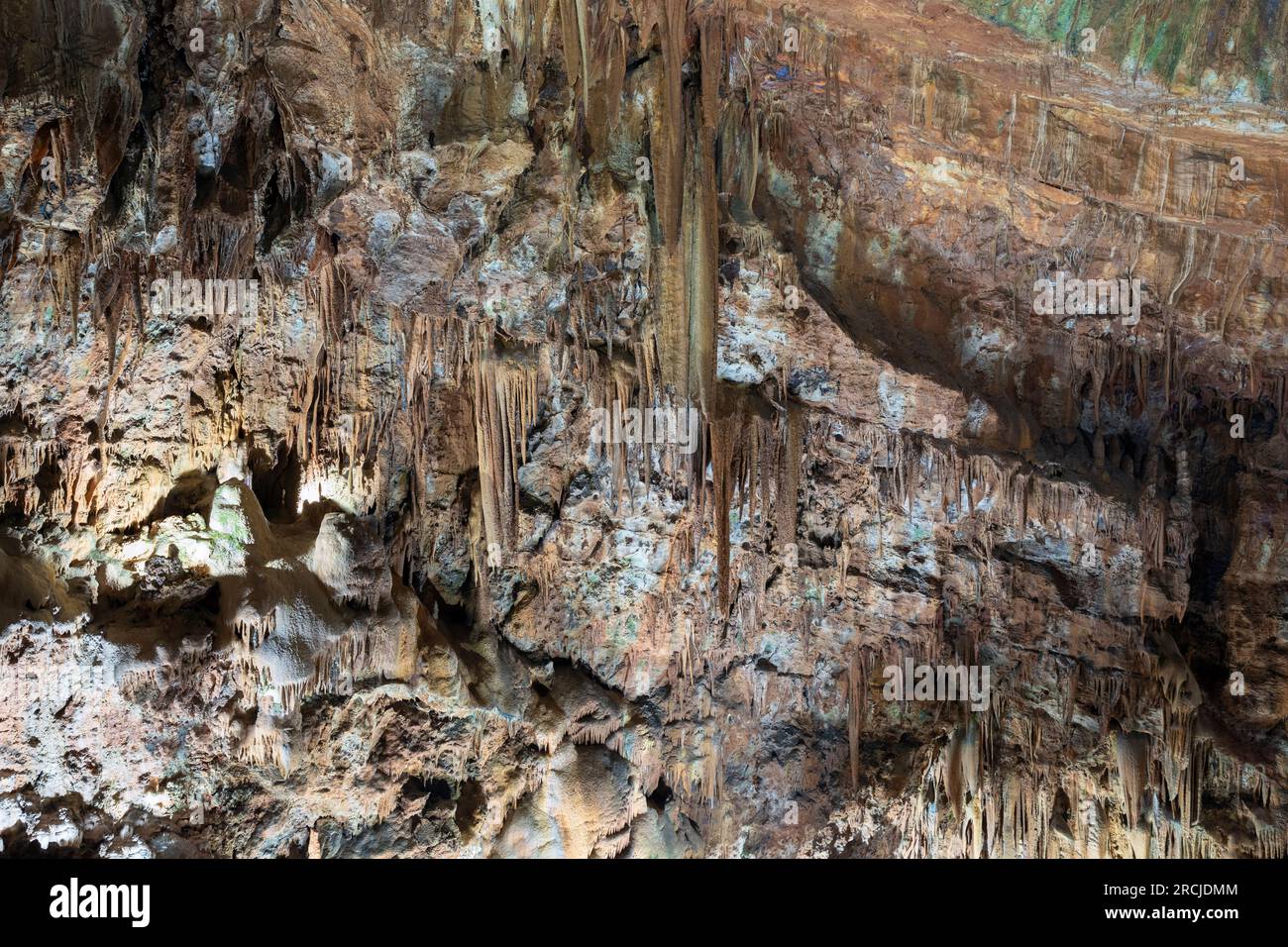 Stalactite cave collection Banque de photographies et d’images à haute ...