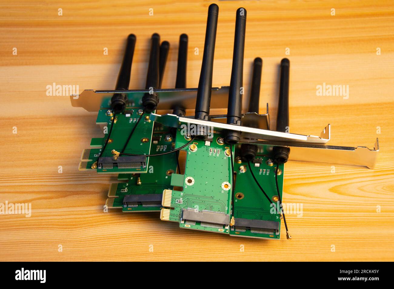 Modem pci Banque de photographies et d’images à haute résolution - Alamy