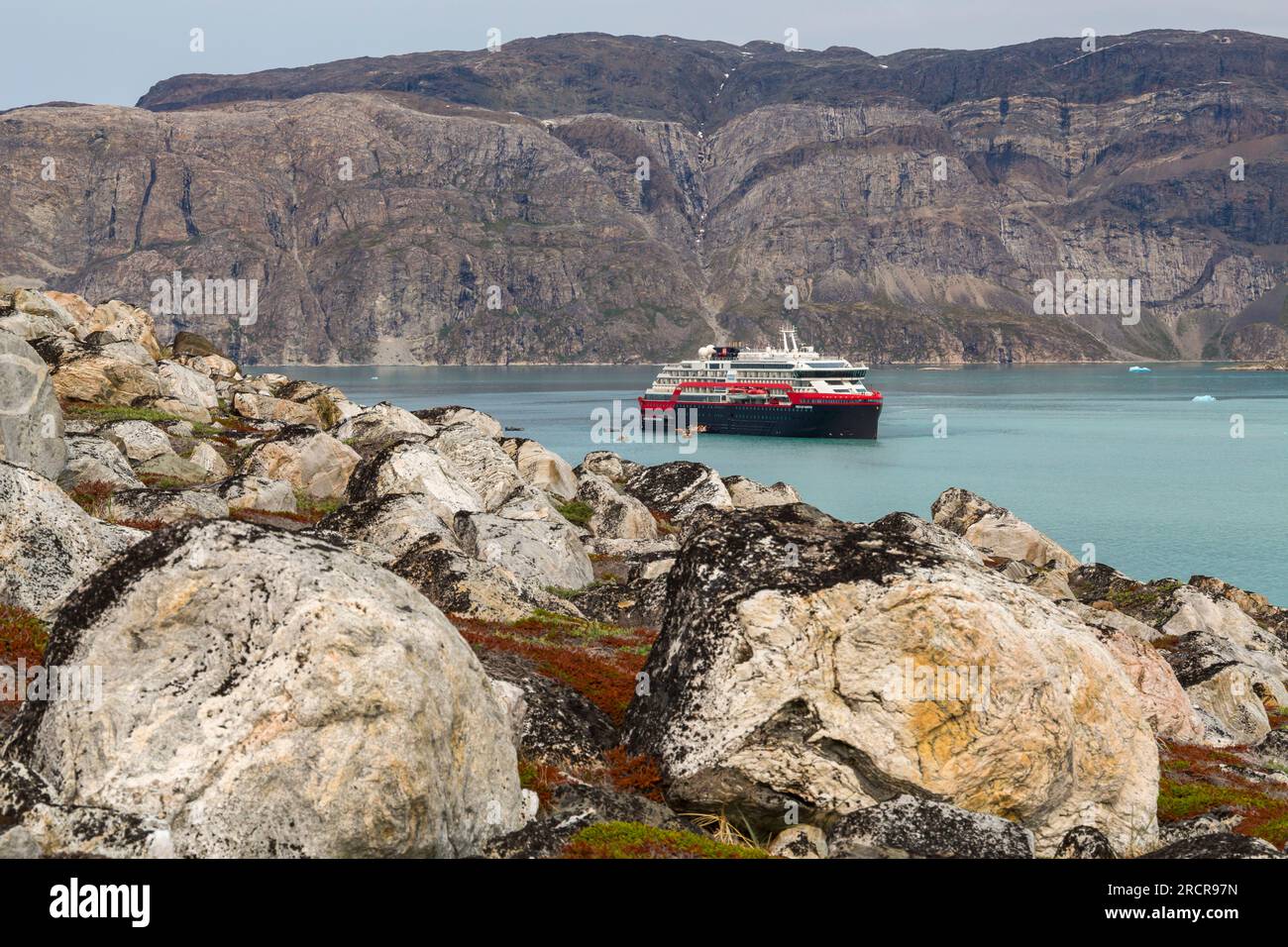 Hurtigruten à propulsion hybride MS Fridtjof Nansen navire de croisière ...