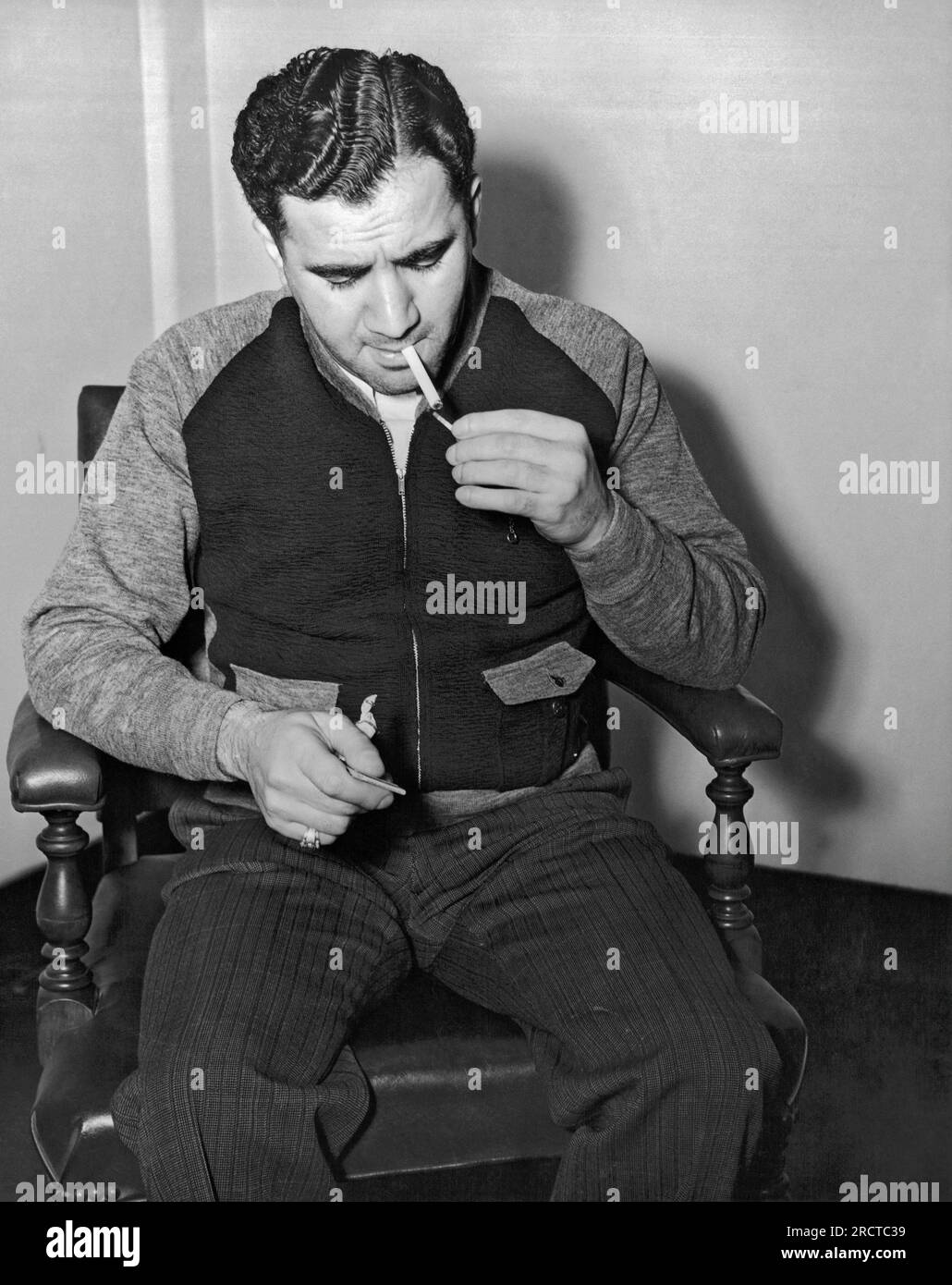 Kid twist Banque de photographies et d’images à haute résolution - Alamy