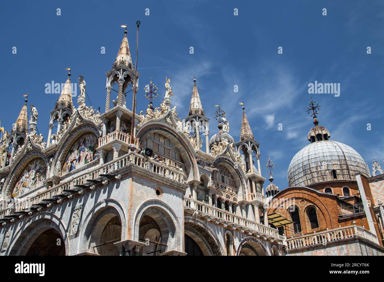 Détails de la basilique Saint-Marc ou de la basilique San Marco en ...