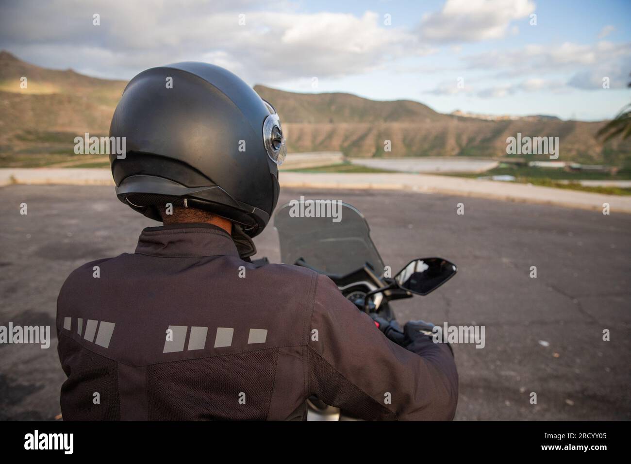 African man on motorbike Banque de photographies et d’images à haute ...