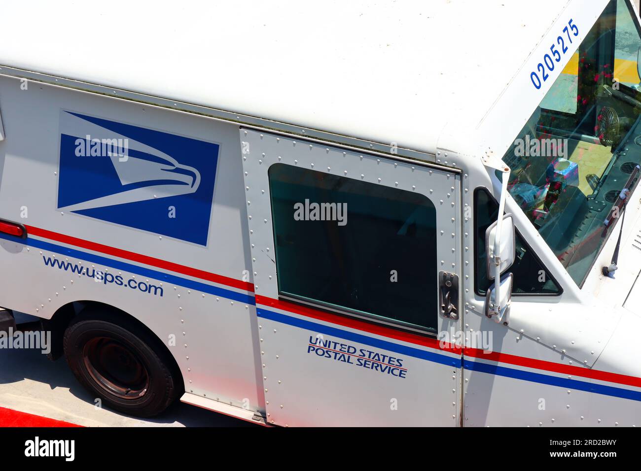 Camion de courrier usps Banque de photographies et d’images à haute résolution - Alamy
