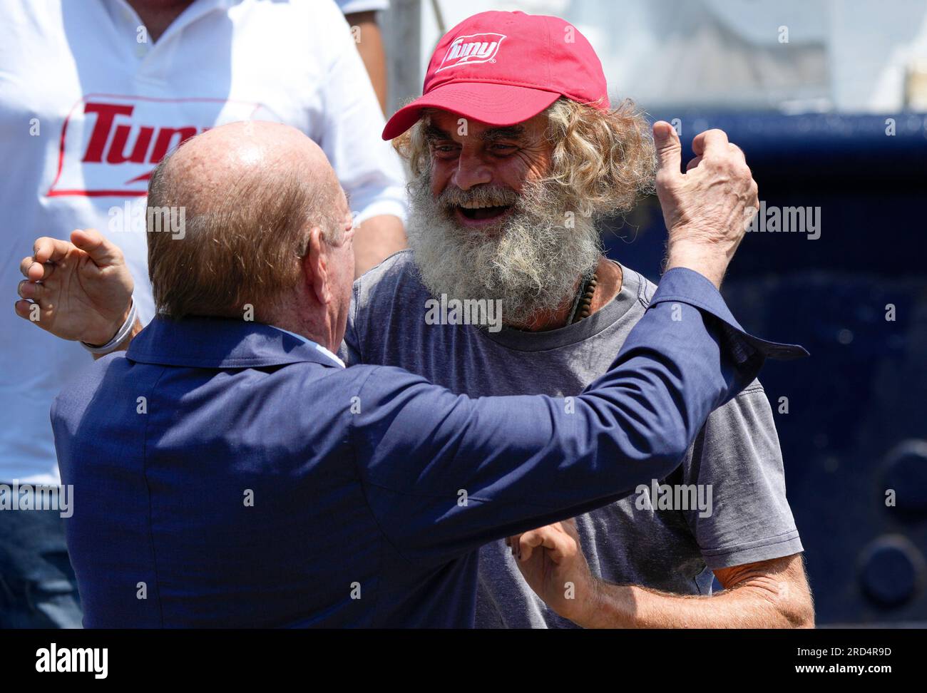 Australian Timothy Lyndsay Shaddock, right, embraces Grupo Mar ...