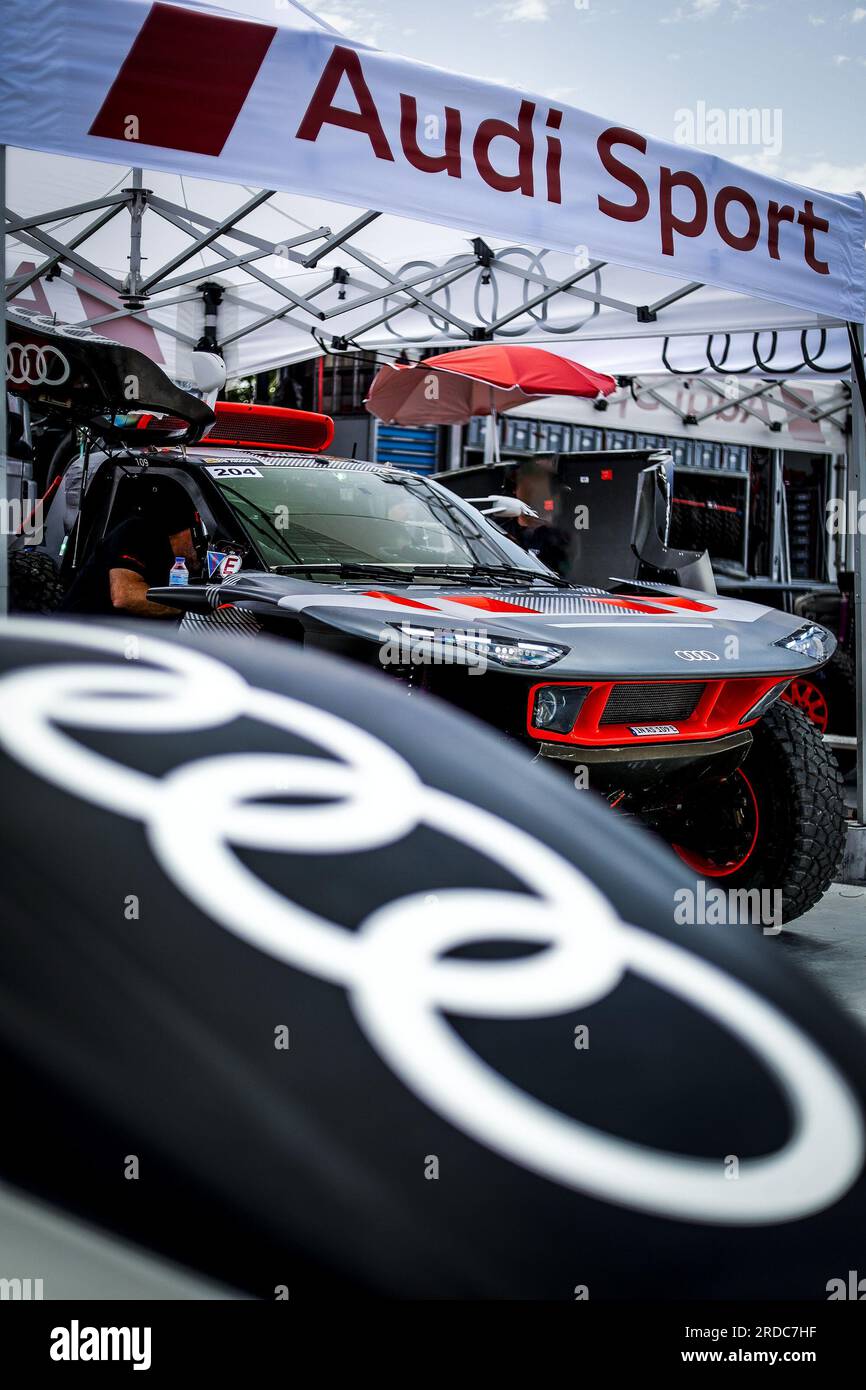 Team Audi Sport, Audi Sport RS Q E-Tron, portrait Service Park ...
