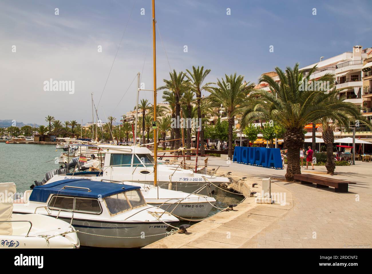 Promenade de la station balnéaire de Alcúdia, au nord de l'île ...