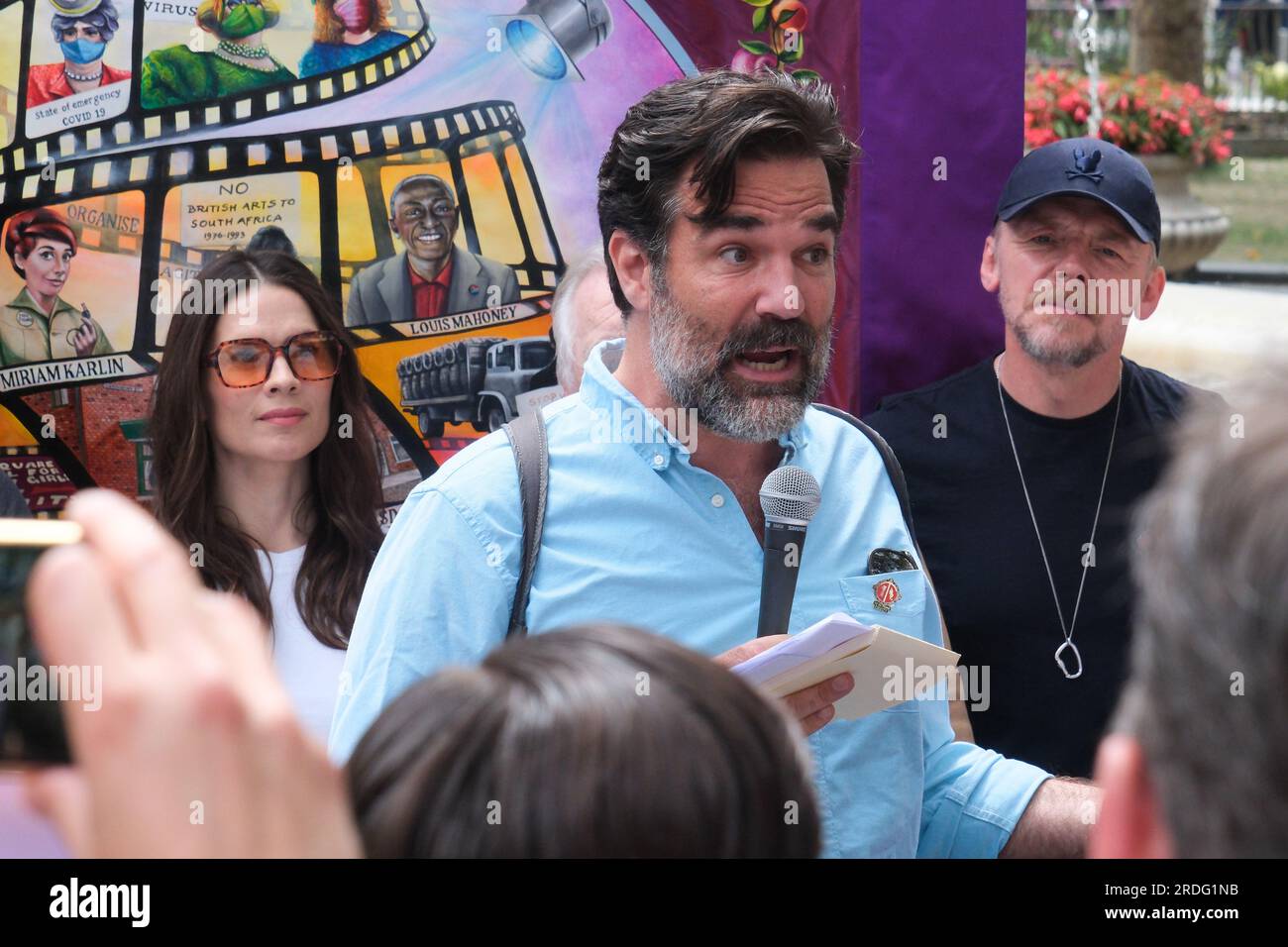 Hayley atwell et brian cox Banque de photographies et d’images à haute ...