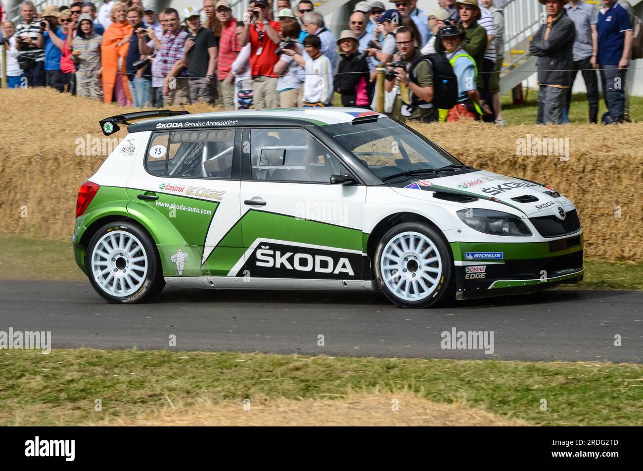 Skoda super Banque de photographies et d’images à haute résolution - Alamy