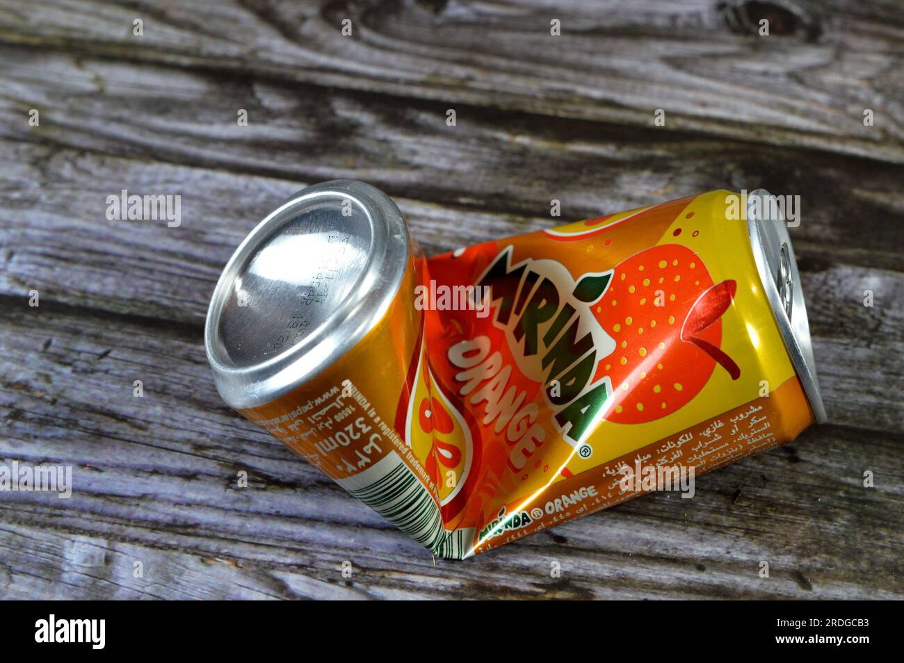 Conteneur de boisson gazeuse Banque de photographies et d’images à ...